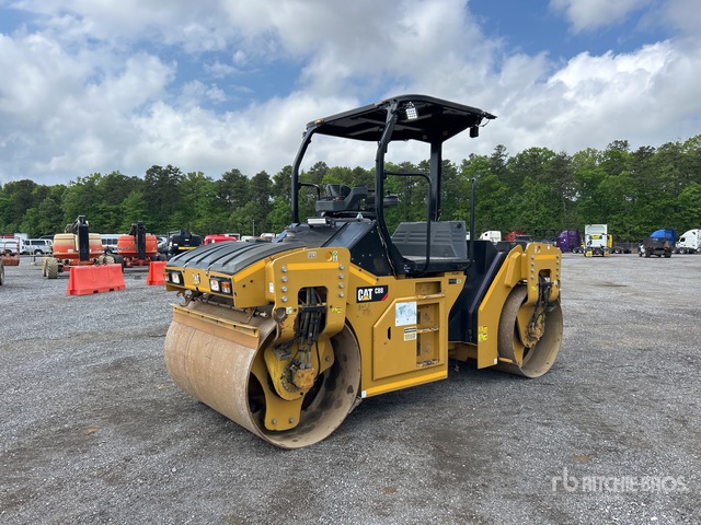 2018 Cat CB8 Double Drum Roller | Ritchie Bros. Auctioneers