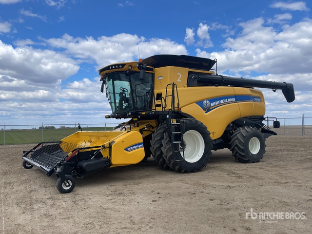 2020 New Holland CX8.80 Combine Harvester | Ritchie Bros. Auctioneers