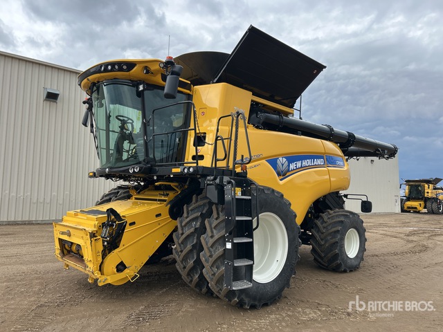 2023 New Holland CR9.90 Opti-Clean Revelation 4x4 Combine Harvester ...
