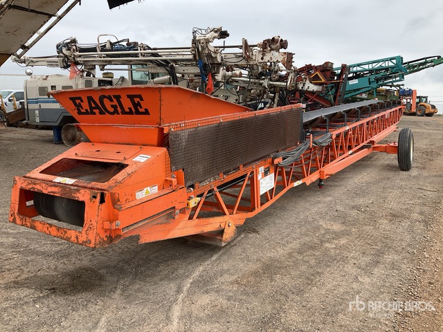 Eagle 36529400 30 in x 50 ft Portable Radial Stacking Electric Conveyor ...
