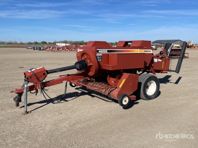 2004 Hesston 4655 Square Baler | Ritchie Bros. Auctioneers