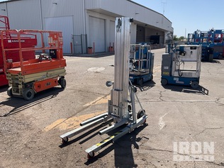 Sumner 2118 Material Hoist in Phoenix, Arizona, United States ...