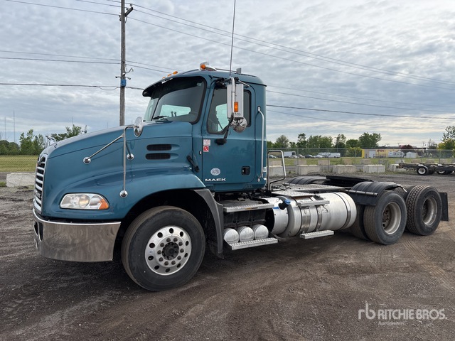2015 Mack CXU613 6x4 T/A Day Cab Truck Tractor | Ritchie Bros. Auctioneers