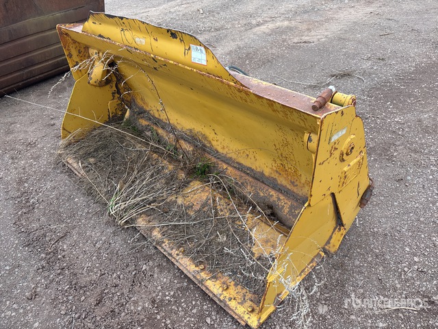 Cat 78 in Multi-Purpose Wheel Loader Bucket | Ritchie Bros. Auctioneers