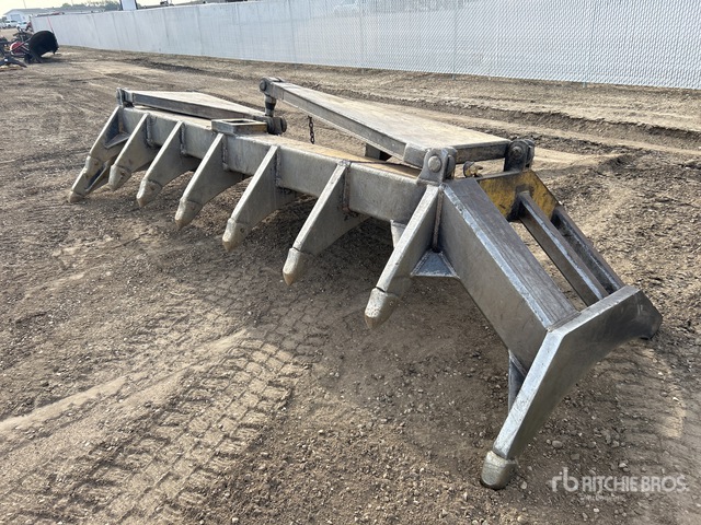202 in Dozer Rake - Fits Cat D8R | Ritchie Bros. Auctioneers