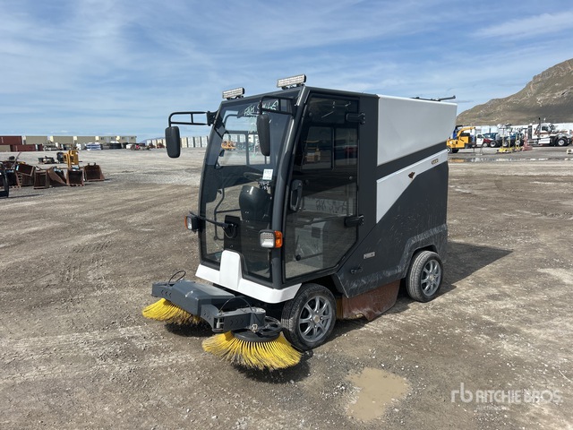 Ride-On Electric Sweeper | Ritchie Bros. Auctioneers