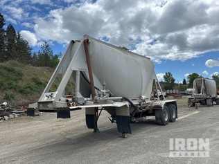 1997 Beall BAPS-75-1 Pneumatic Bulk Trailer Set in Colville, Washington ...