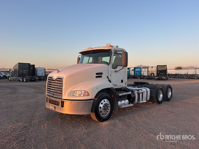 2016 Mack CXU613 6x4 T/A Day Cab Truck Tractor | Ritchie Bros. Auctioneers