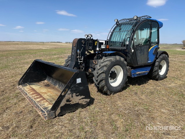 2008 New Holland LM5060 Telehandler | Ritchie Bros. Auctioneers