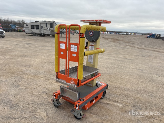 2018 JLG Ecolift 70 Vertical Mast Lift (Inoperable) | Ritchie Bros ...