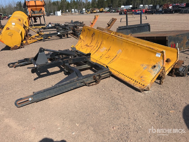 Quantity of (2) AT Snow Wings | Ritchie Bros. Auctioneers