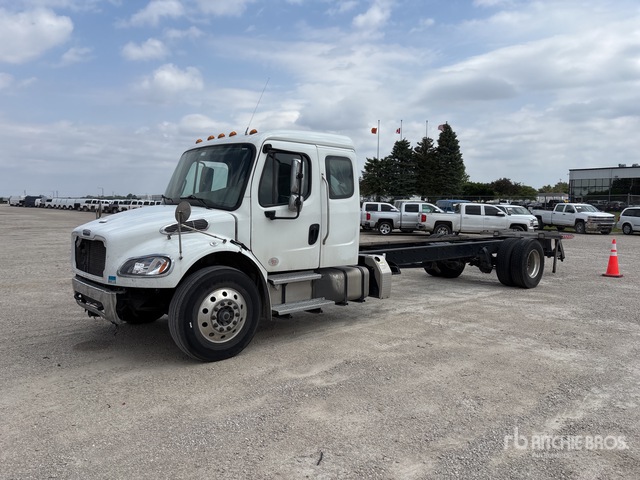 2023 Freightliner M2 106 4x2 Extended Cab Cab and Chassis (Inoperable ...