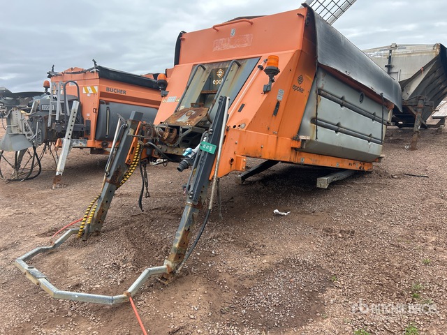2017 Epoke Salt Spreader | Ritchie Bros. Auctioneers