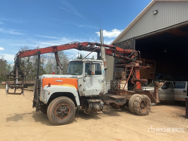 1976 Ford LTS9000 Truck Mounted Short Wood Prentice Log Loader ...