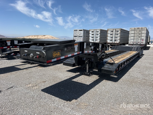 2025 Witzco RG52 Tri/A Removable Gooseneck Remorque Surbaissée | Ritchie Bros. Auctioneers