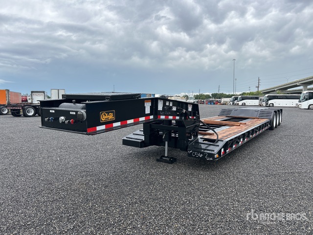 2025 Witzco RG-52 Tri/A Removable Gooseneck Lowboy Trailer (Unused) | Ritchie Bros. Auctioneers