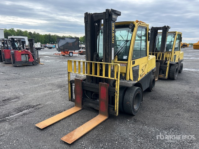 2017 Hyster H120FT 11700 lb Pneumatic Tire Forklift (Inoperable ...