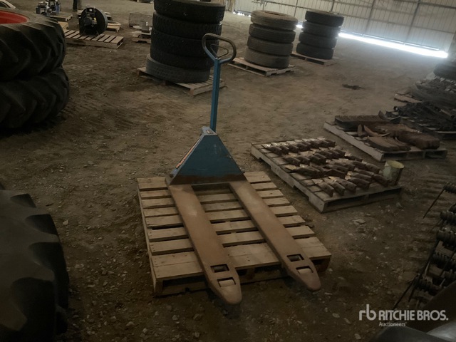 Pallet Wrangler 90 Pallet Jack | Ritchie Bros. Auctioneers