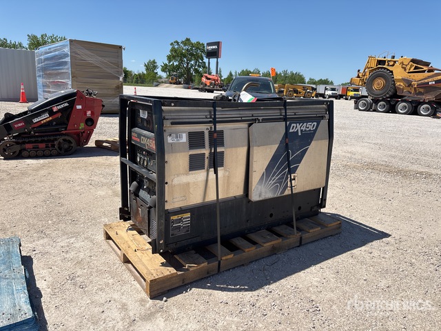 2012 Red-D-Arc DX450 450 A Skid-Mounted Stick Engine Driven Welder ...