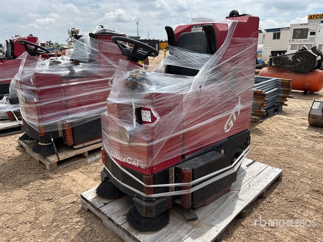 Factory Cat GTX 30-C Ride-On Sweeper | Ritchie Bros. Auctioneers