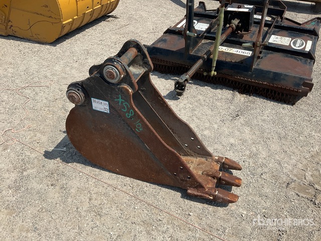Cat 295-5950 13 in Digging Excavator Bucket - Fits Cat | Ritchie Bros ...