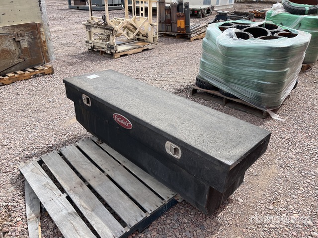 62 inches Tool Box | Ritchie Bros. Auctioneers