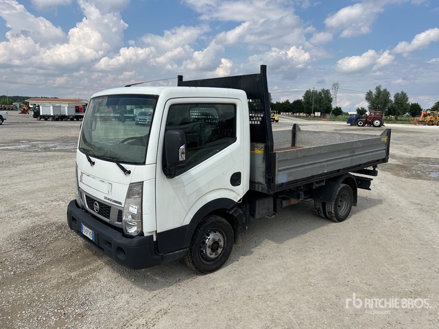 2016 Nissan Cabstar NT400 Dump Truck | Ritchie Bros. Auctioneers