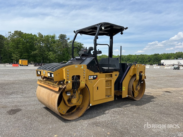 2018 Cat CB8 Double Drum Roller | Ritchie Bros. Auctioneers