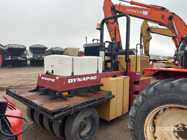 Dynapac 9 Wheel Pneumatic Roller | Ritchie Bros. Auctioneers