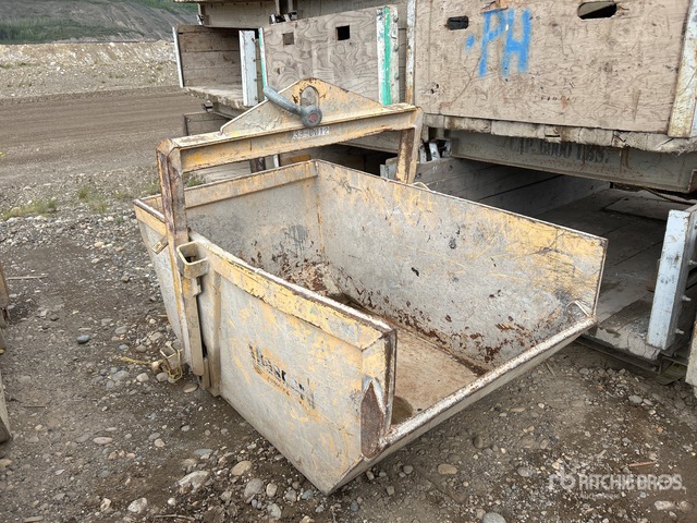 Boscaro A150D 1500 Litre Crane Self Dumping Bin | Ritchie Bros. Auctioneers