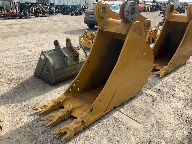 Cat 30 in Excavator Bucket - Fits Cat 336F | Ritchie Bros. Auctioneers