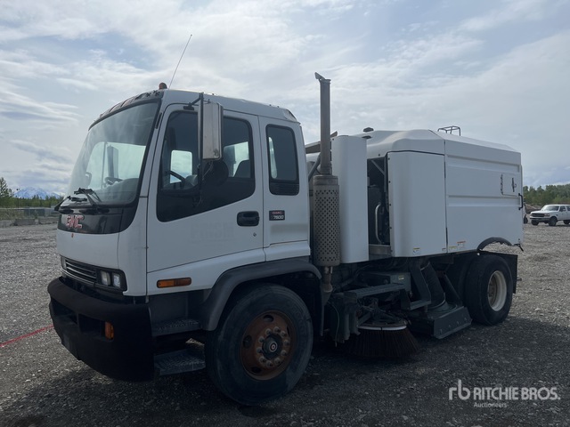2002 GMC 7500 Sweeper Truck | Ritchie Bros. Auctioneers