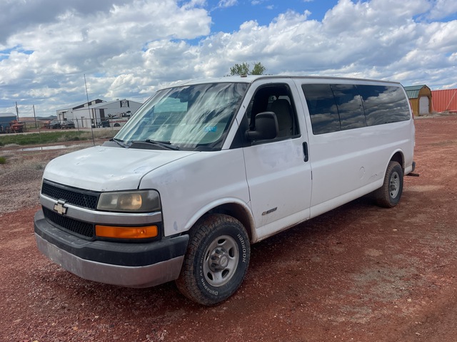 Government Vans: Passenger, Step Vans & Cargo | GovPlanet