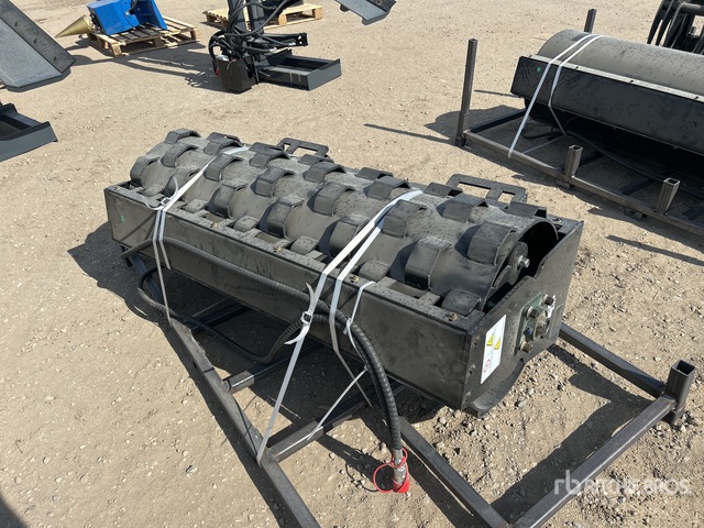2025 GIYI GY-CW59 59 in Padfoot Skid Steer Vibratory Roller (Unused ...