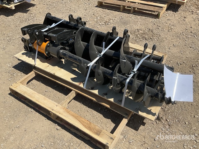 Quantity of GIYI Excavator Attachment (Unused) | Ritchie Bros. Auctioneers