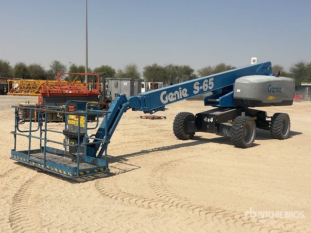 2020 Genie S65 Telescopic Boom Lift | Ritchie Bros. Auctioneers