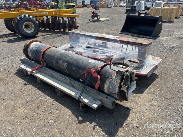 Ford Smith 12000 Lbs Lift | Ritchie Bros. Auctioneers