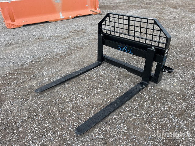 JBX 4000 48 in Skid Steer Forks (Unused) | Ritchie Bros. Auctioneers