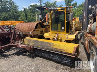 2012 Superior Broom SM80-CT Self-Propelled Broom in Garden City ...