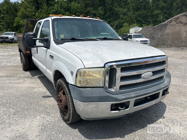 2006 Ford F-350 XL 4x2 Extended Cab Flatbed Truck in Brunswick, Georgia ...