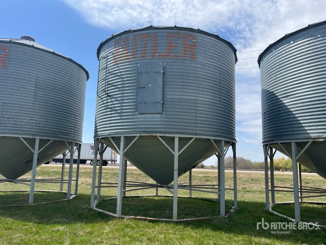 Butler +/- 3000 bu 3 Ring Hopper Grain Bin | Ritchie Bros. Auctioneers