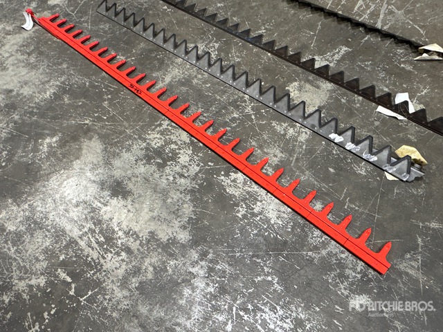 Maschio 84 IN Sickle Bar Mower Guard Assembly (Unused) | Ritchie Bros ...