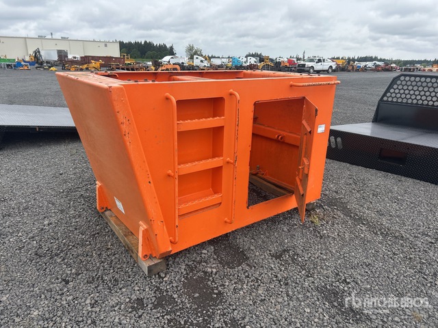 Cab Riser - Fits Doosan 225 | Ritchie Bros. Auctioneers