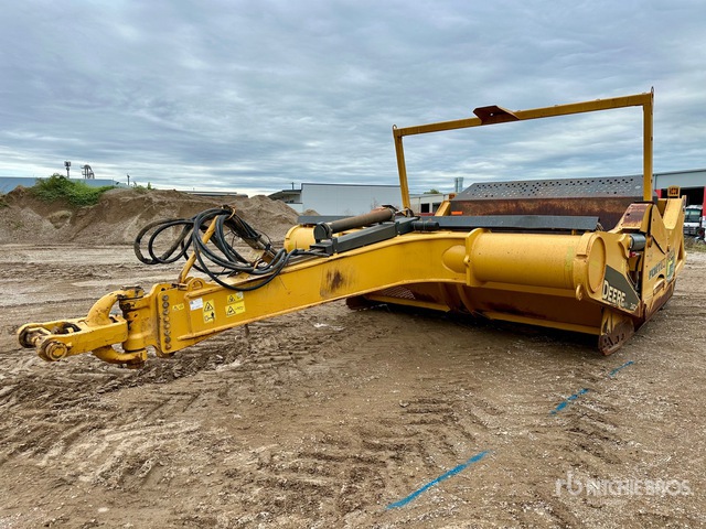 2018 John Deere 2412DE 4 Tire Ejector Pull Scraper | Ritchie Bros ...