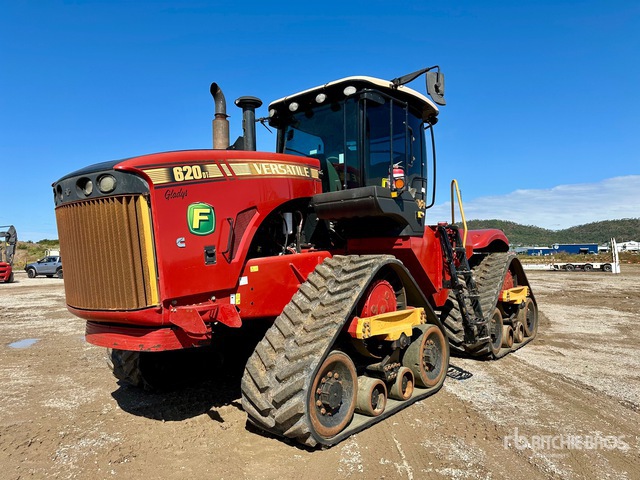 2018 Versatile 620DT Track Articulated Tractor | Ritchie Bros. Auctioneers