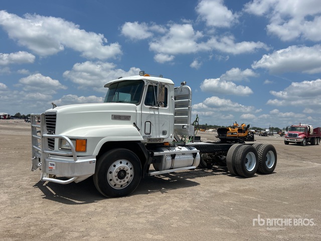 1997 Mack CH613 6x4 T/A Day Cab Truck Tractor | Ritchie Bros. Auctioneers