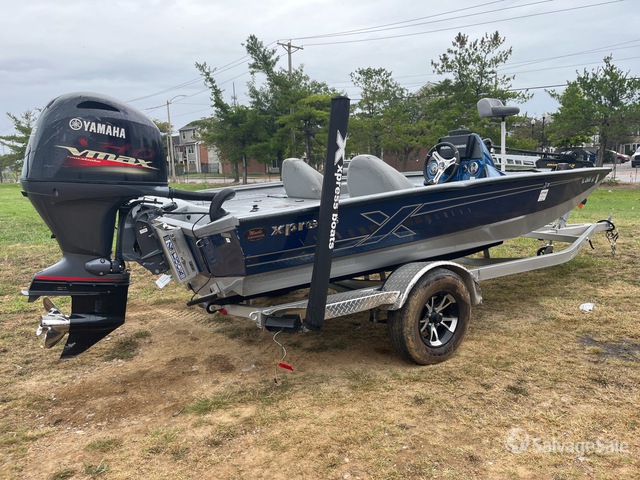 2018 Xpress X17 17 ft Bass Boat w/2017 Back Track AX17-A Trailer ...
