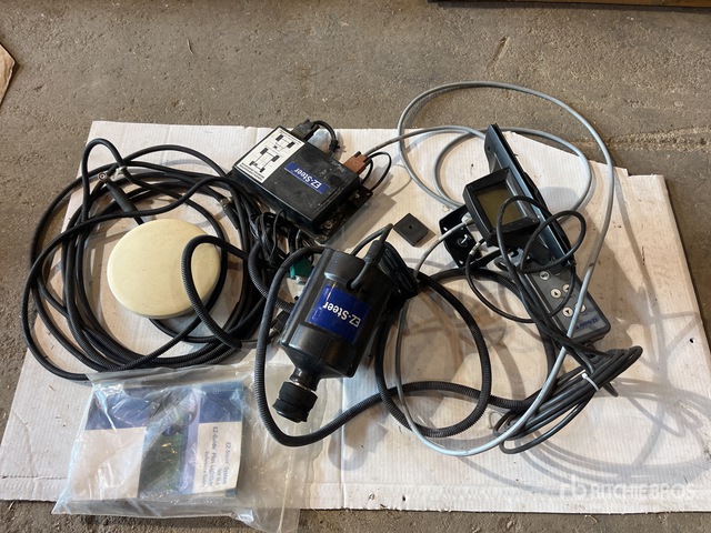 Trimble EZ Guide Plus Lightbar Auto Steer System | Ritchie Bros ...