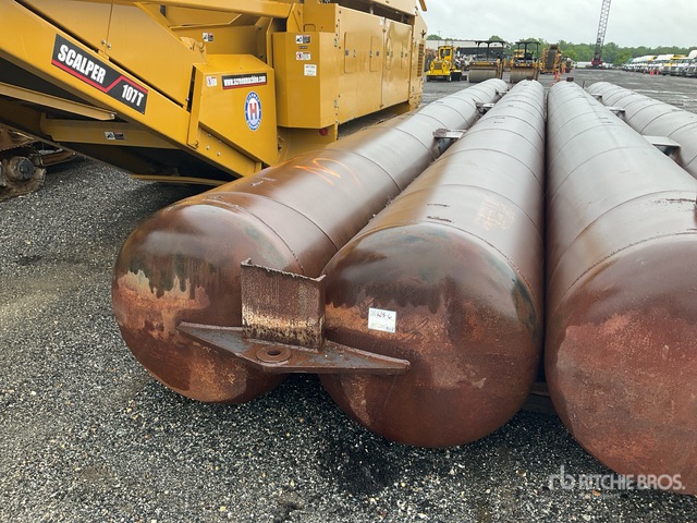 Quantity of (2) 36 in x 51 ft 6 in Pipe Pontoon | Ritchie Bros. Auctioneers