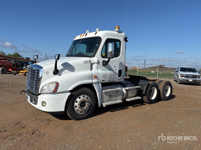 2011 Freightliner Cascadia 125 6x4 T/A Day Cab Truck Tractor | Ritchie ...